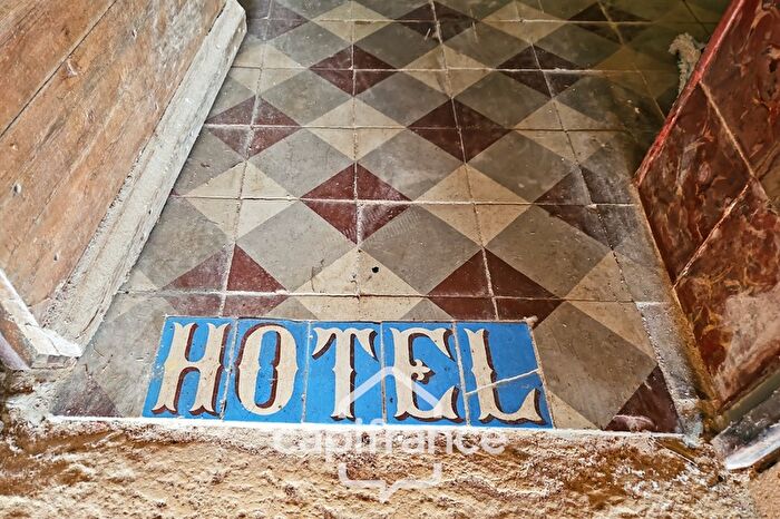 Maison à vendre - Puymirol - 11 pièces - 7 chambres