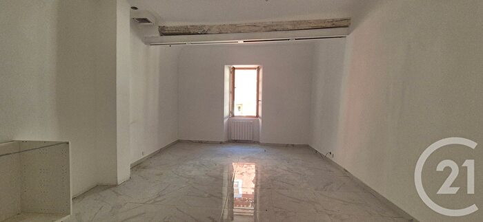 Maison 4 pièces à vendre - Saint-Maximin-la-Sainte-Baume, Centre-ville