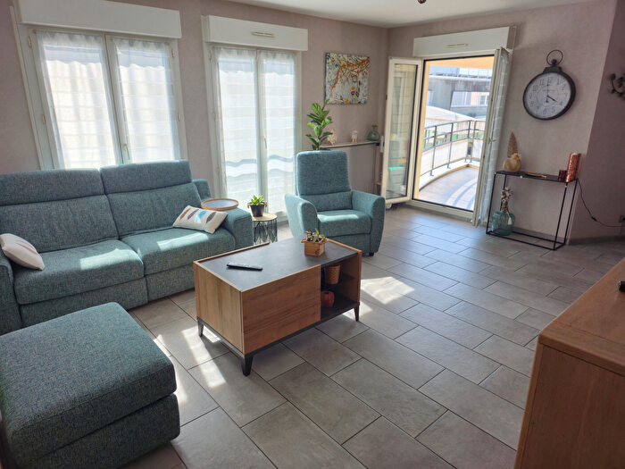 Appartement à vendre - Cran-Gevrier, Centre-ville, Le Vernay, Les Iles - 4 pièces - 2 chambres