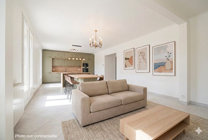 Maison à vendre - Ahetze - 6 pièces - 5 chambres