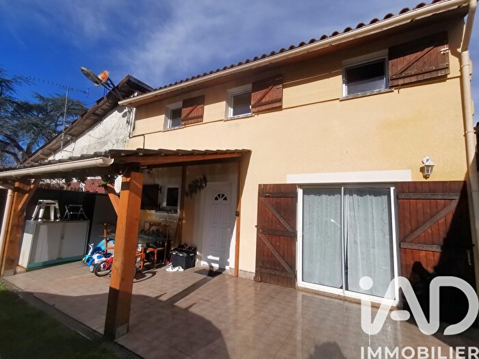 Maison à vendre - Coutras - 6 pièces - 4 chambres