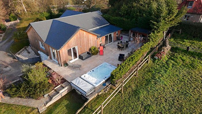 Maison à vendre - Reux - 6 pièces - 3 chambres