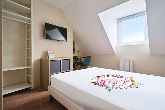 Appartement à louer - Centre Ville, Reims - 1 pièce