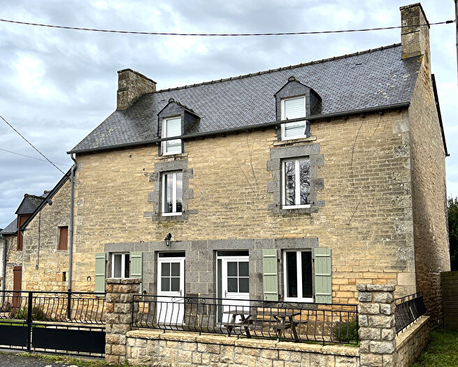 Maison à vendre - Évran - 6 pièces - 4 chambres