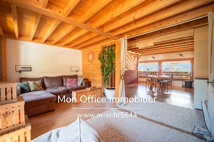 Maison à vendre - Duingt - 5 pièces - 4 chambres