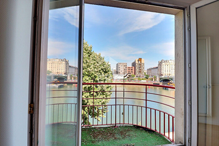 L'Île-Saint-Denis, Centre Nord : Appartement 3 pièces à vendre