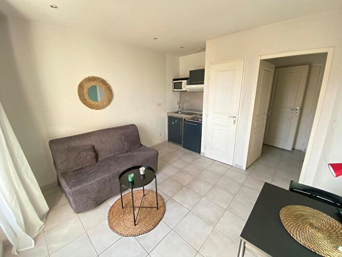 Appartement 1 pièce à louer à Marseille 2ème, Grands Carmes
