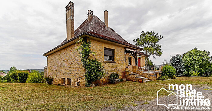 Maison à vendre - Siorac-en-Périgord - 8 pièces - 4 chambres