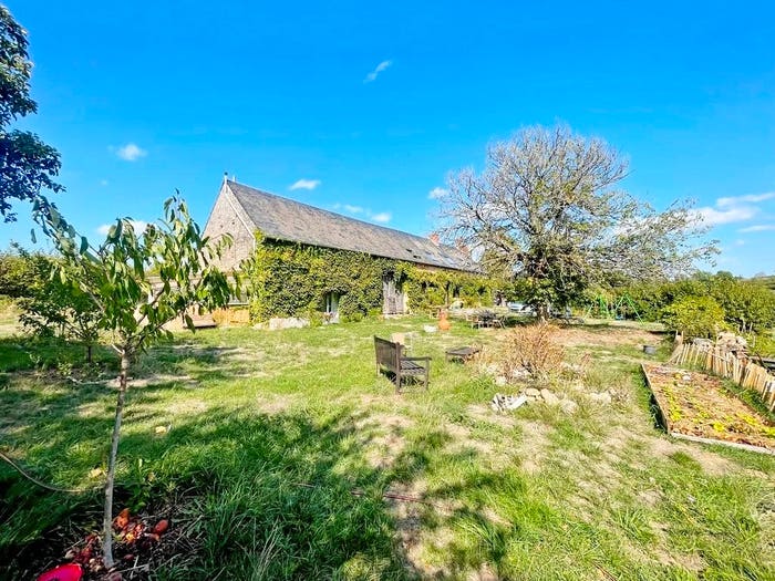 Quarré-les-Tombes : Maison 7 pièces à vendre