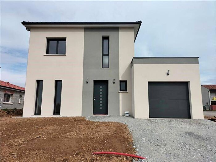 Maison 5 pièces à Est, Panazol, à louer