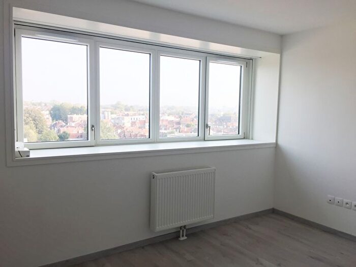 Appartement à louer - Lille, Fives - 1 pièce - 1 chambre
