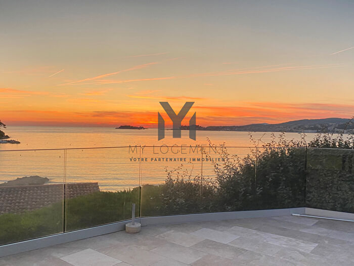 Maison 6 pièces à Sanary-sur-Mer, La Cride, Beau Cours, à vendre
