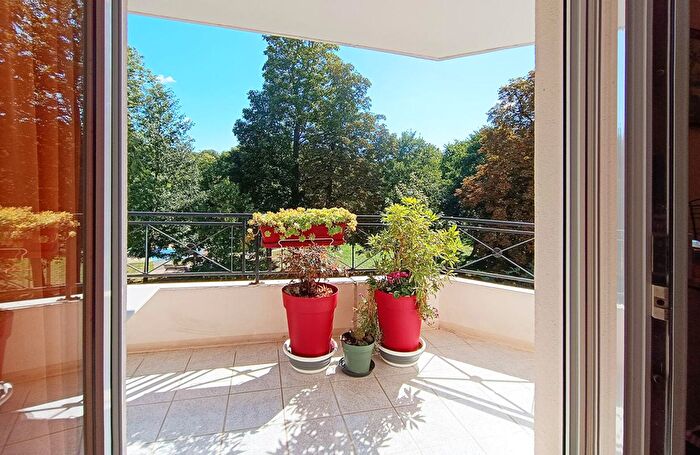Appartement 4 pièces à Rosny-sous-Bois, Centre-ville, à vendre