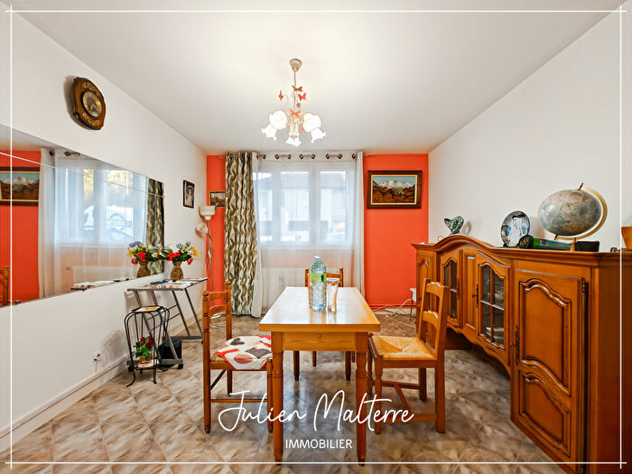 Appartement à vendre - La Ricamarie - 3 pièces - 2 chambres