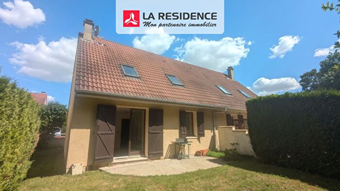 Maison à vendre - Mantes-la-Ville, La Vaucouleurs - 6 pièces - 3 chambres