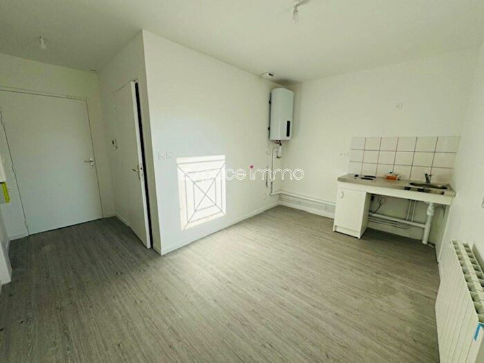 Appartement 1 pièce à louer - Le Bourg, Le Grand-Quevilly