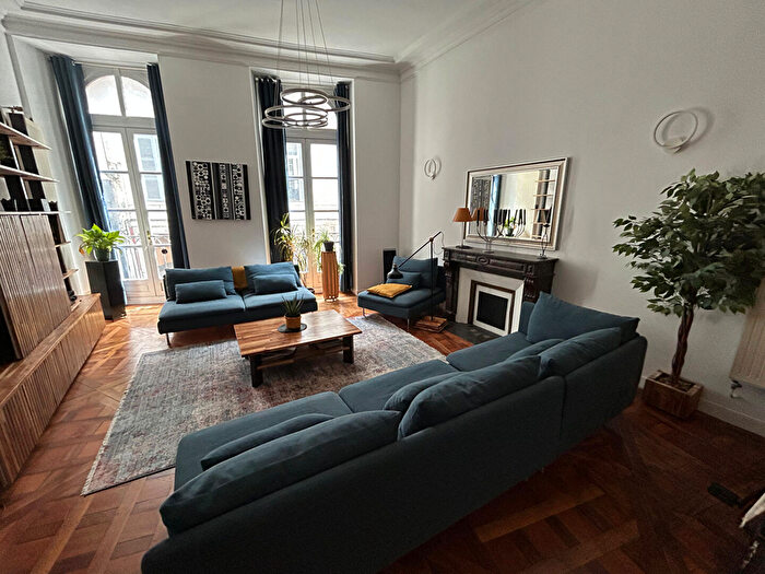 Pau, Centre-ville - Appartement 4 pièces à louer