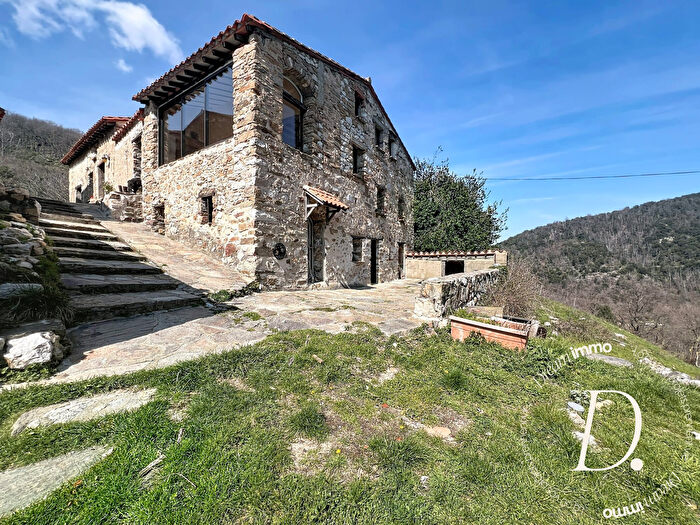 Maison à vendre - Amélie-les-Bains-Palalda - 11 pièces - 6 chambres