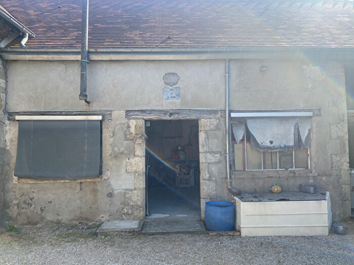 Fay-aux-Loges : Maison 2 pièces à vendre
