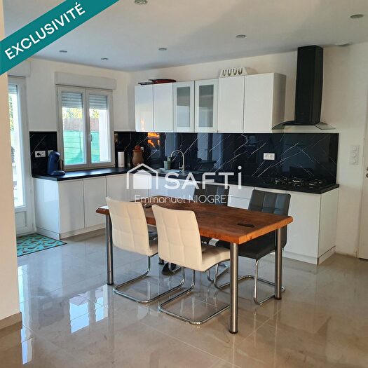 Maison à vendre - Auvillars-sur-Saône - 7 pièces - 3 chambres