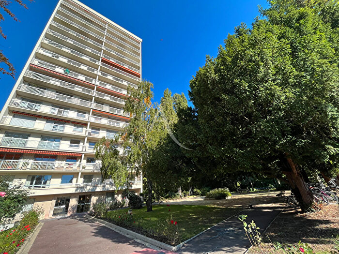 Appartement 1 pièce à louer à Reims, Courlancy, Porte de Paris, Bois d'Amour