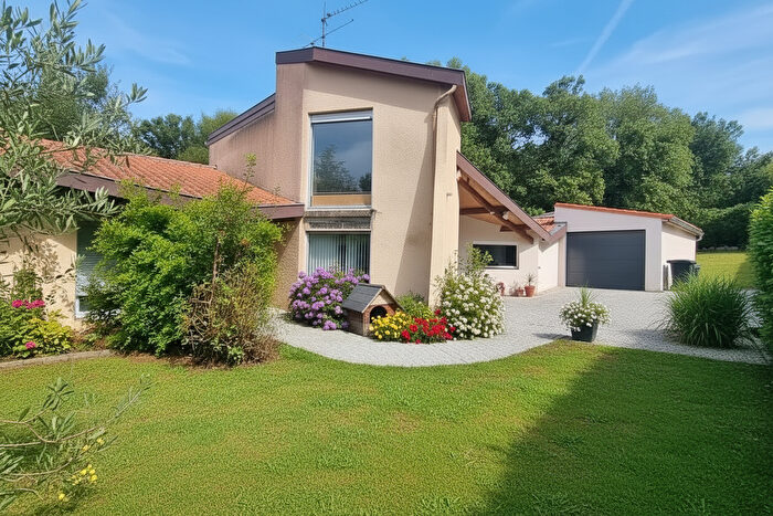 Maison à vendre - Montastruc-la-Conseillère - 6 pièces - 4 chambres