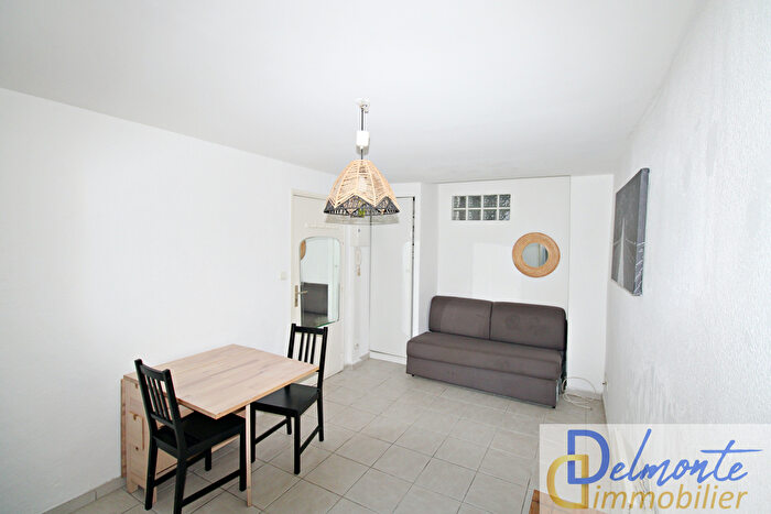 Appartement à louer - Toulon, Le Mourillon, La Mitre, Fort Lamalgue - 1 pièce