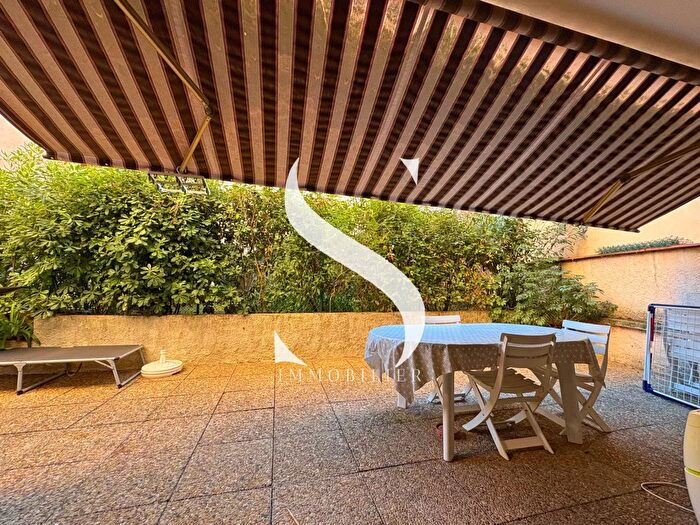 Appartement à vendre - Vallauris, Centre-ville - 4 pièces - 3 chambres