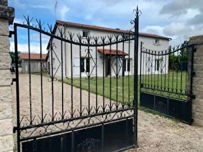 Maisons à vendre et appartements à louer - 1