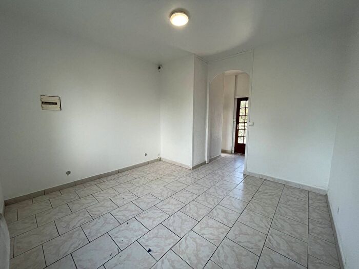 Appartement à louer - Montbazon - 1 pièce - 1 chambre