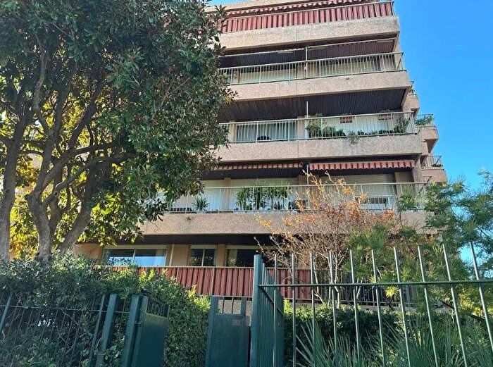 Appartement à louer - Nice - 3 pièces - 2 chambres