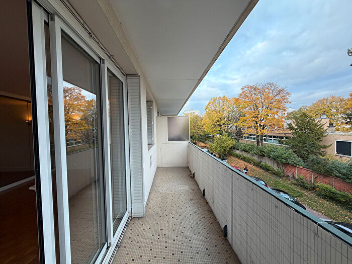 Appartement à louer - Saint-Cloud, Fouilleuse, Val dOr - 4 pièces - 3 chambres