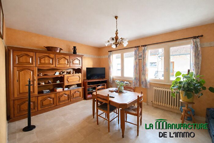 Sury-le-Comtal : Appartement 3 pièces à vendre