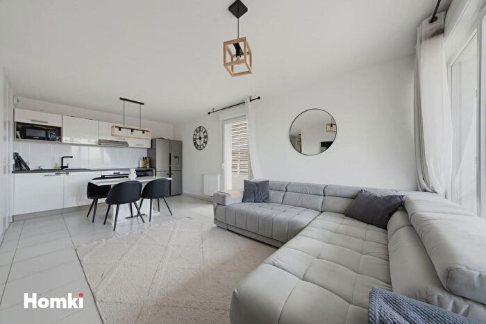 Appartement 3 pièces à Bassens, à vendre