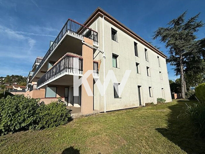 Appartement à vendre - Saint-Priest-en-Jarez - 4 pièces - 3 chambres