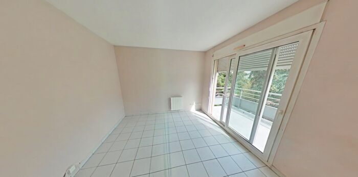 Appartement 2 pièces à louer - Tassin-la-Demi-Lune, Charles de Gaulle