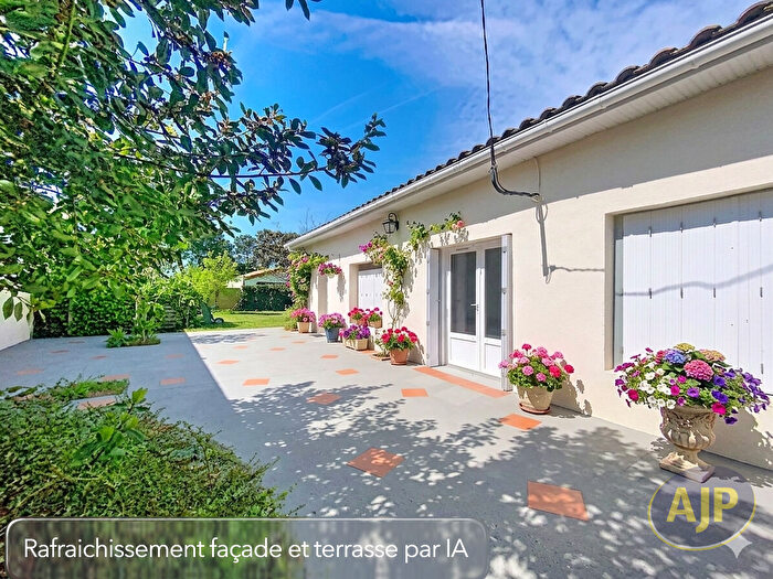 Maison à vendre - Léognan - 4 pièces - 3 chambres