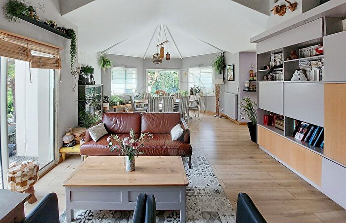 Maison 7 pièces à vendre - Sainte-Luce-sur-Loire