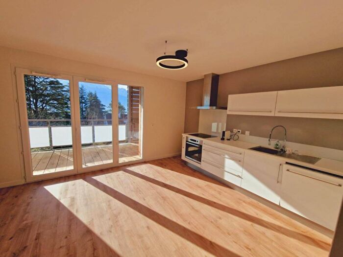 Appartement 3 pièces à louer - Saint-Ismier