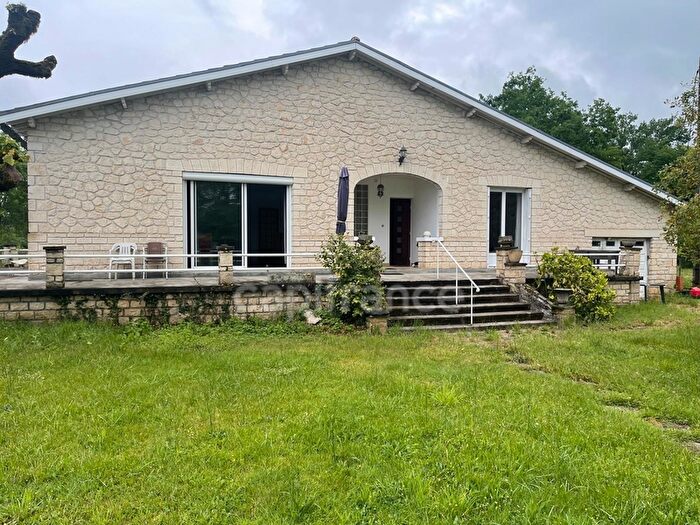 Maison 3 pièces à Bétaille, à vendre