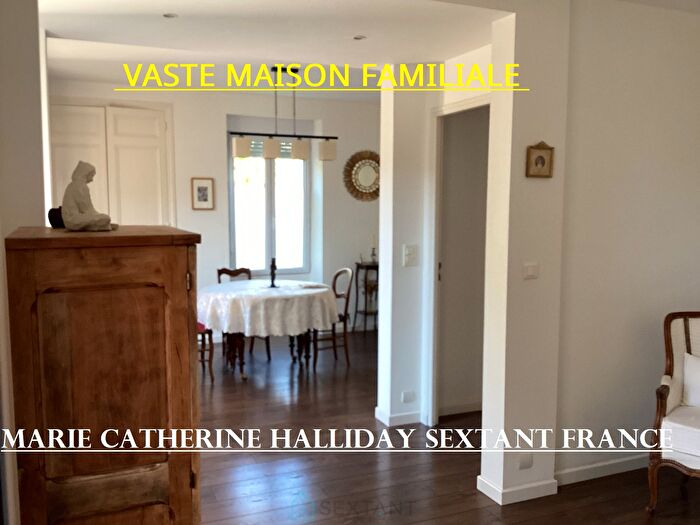 Maison à vendre - Douzillac - 5 pièces - 3 chambres