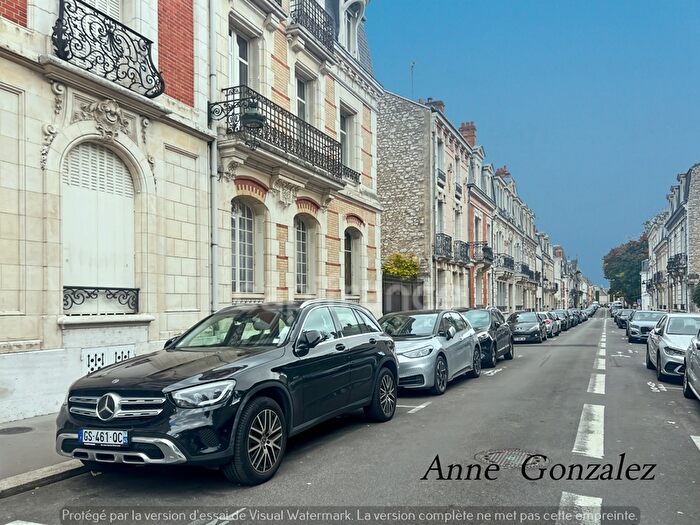 Maison à vendre - Orléans, Cathédrale, Jeanne dArc - 9 pièces - 5 chambres