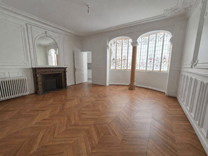 Arsenal, Paris 4ème arrondissement : Appartement 6 pièces à louer