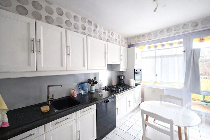 Appartement à vendre - Cognin - 4 pièces - 3 chambres