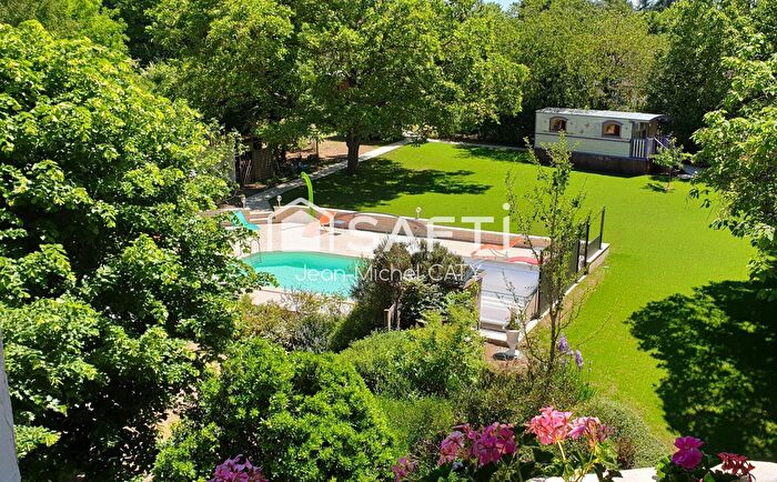 Maison à vendre - Pouilly-sur-Loire - 13 pièces - 9 chambres