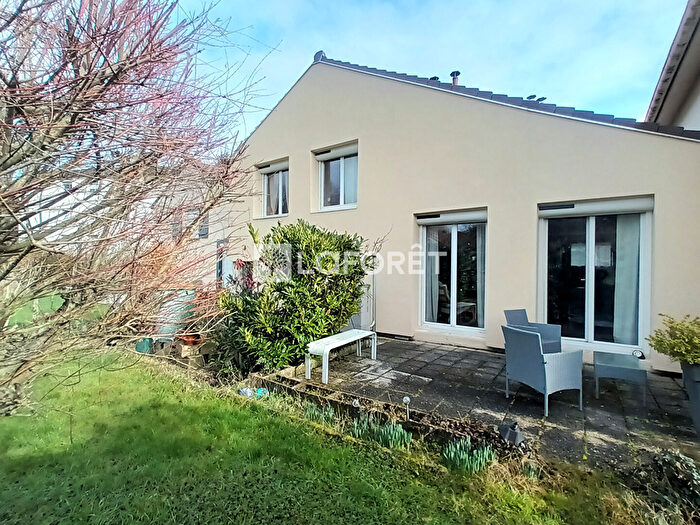 Maison à vendre - Luzarches - 4 pièces - 3 chambres