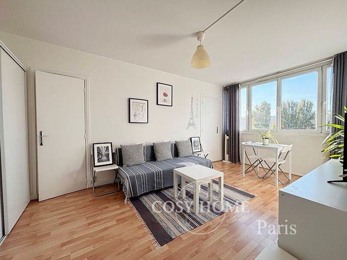 Hôtel de Ville, Créteil : Appartement 2 pièces à louer