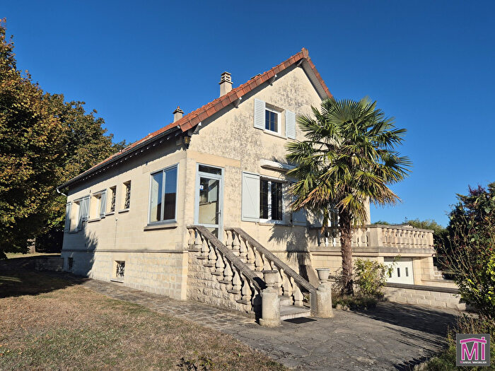 Crouy-sur-Ourcq : Maison 7 pièces à vendre