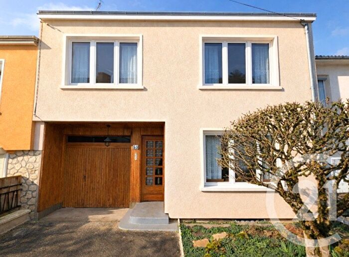 Maison à vendre - Déols - 4 pièces - 3 chambres