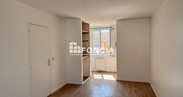 Appartement 2 pièces à louer - Sermaises